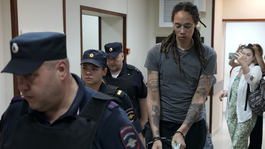 BREAKING: WNBA Star Sentenced to 9 Years in Prison by Russian Judge for ...