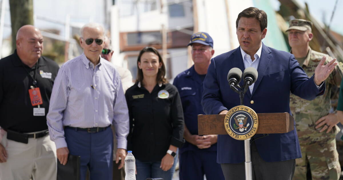 PRESIDENT DeSANTIS: Twitter Has Field Day After DeSantis Photographed ...